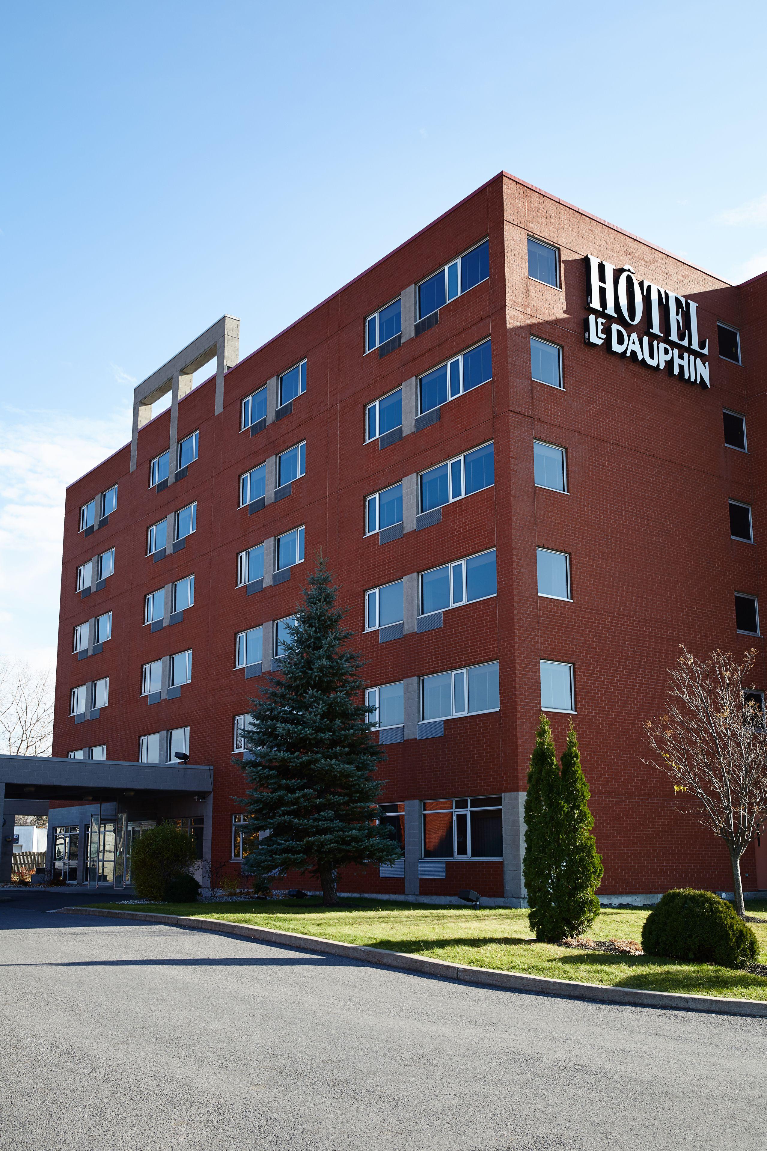 HÔTEL LE DAUPHIN MONTREAL-LONGUEUIL | RÉSERVATIONS D'HÔTEL EN LIGNE